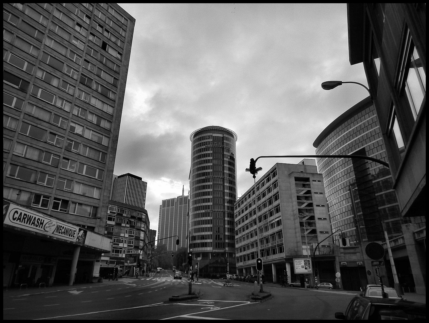 BRUSSELS | Silver Tower | 136m | 30 fl | U/C | SkyscraperCity Forum