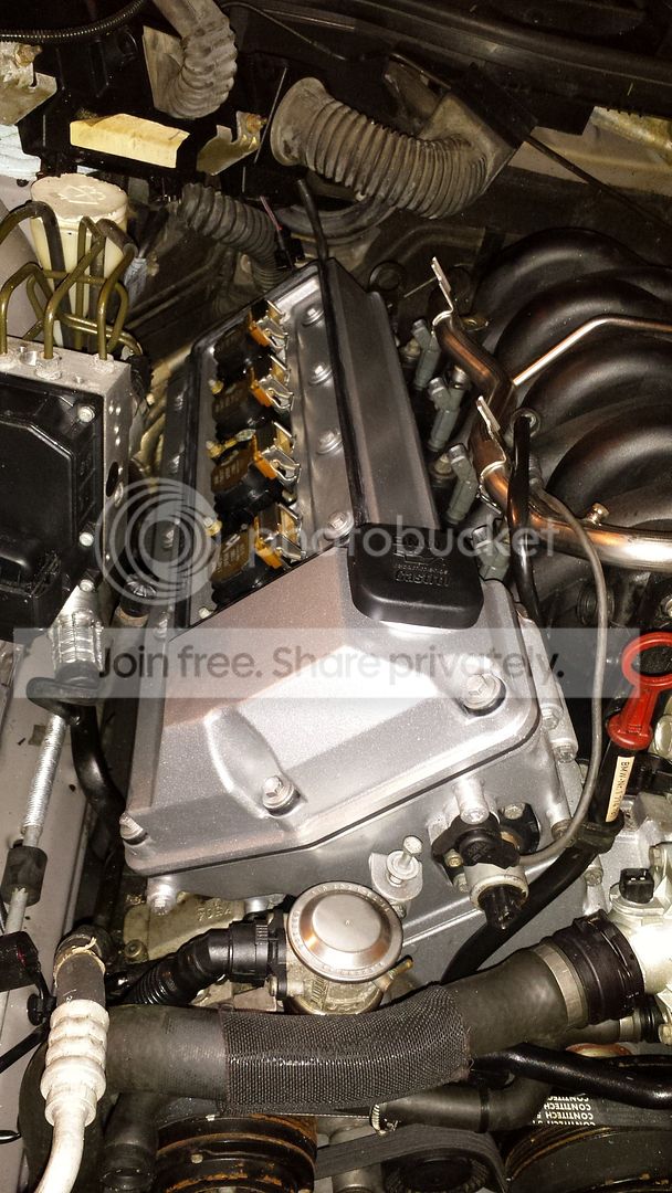 4.4 Engine Bay Pics