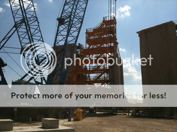 land reclamation,shear leg barge crane and 4600 ringer pics.....pic ...