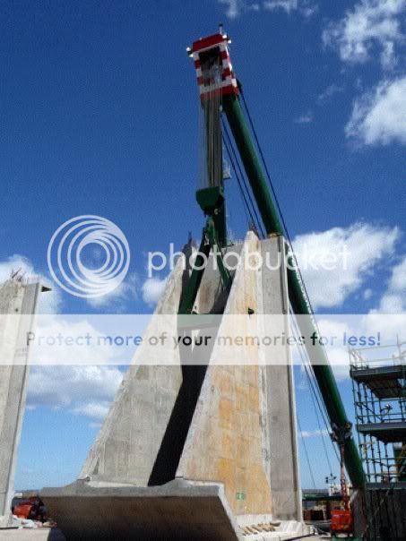 land reclamation,shear leg barge crane and 4600 ringer pics.....pic ...